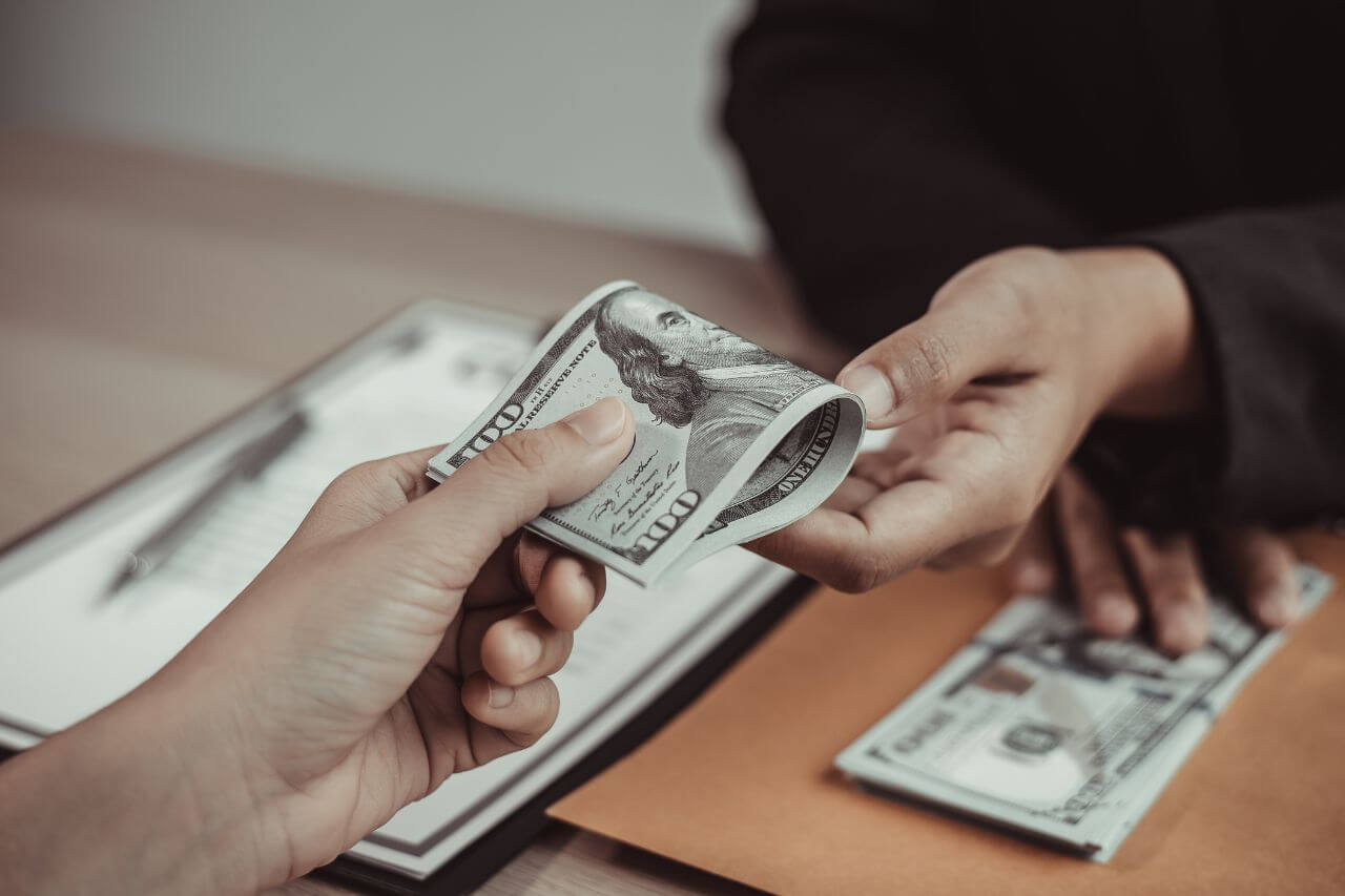 9 Ways to Save with a Variable Income - Budgeting Couple